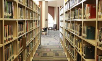 Dugan Library stays open 105 hours during finals week