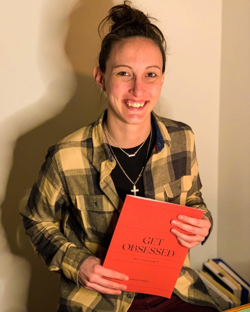 Alumna Jessica Forshee publishes self-help journals